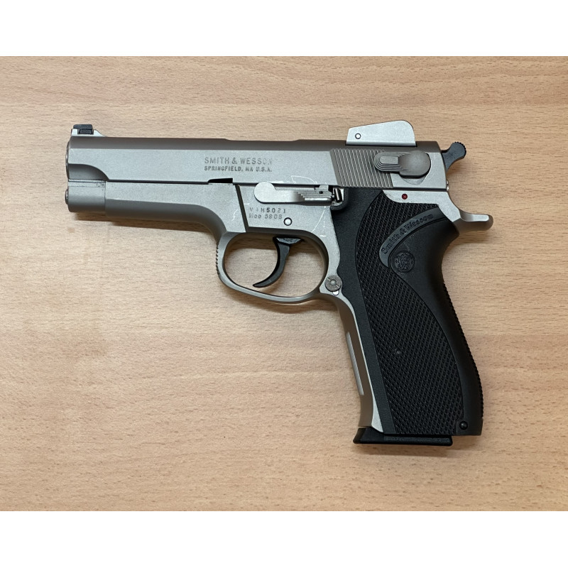 Smith & Wesson Mod. 5906
